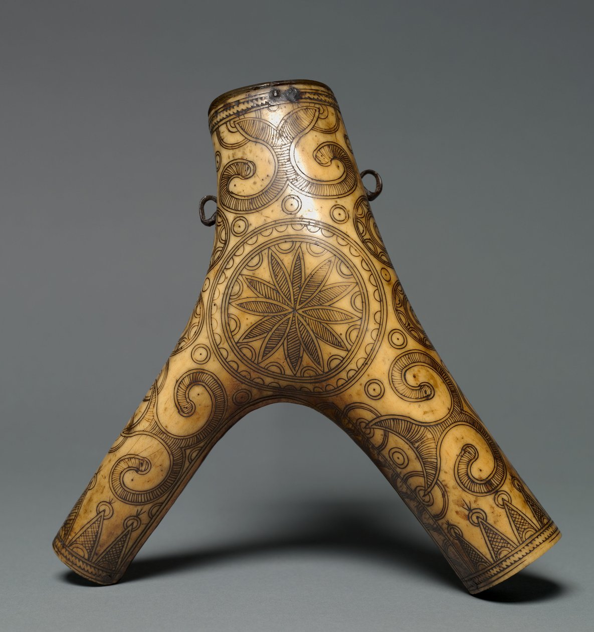 Frasco de pólvora, Tirol | Austrian School