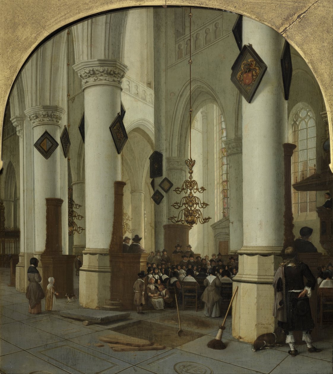 Vista interior de la iglesia de San Bavo en Haarlem durante la misa
