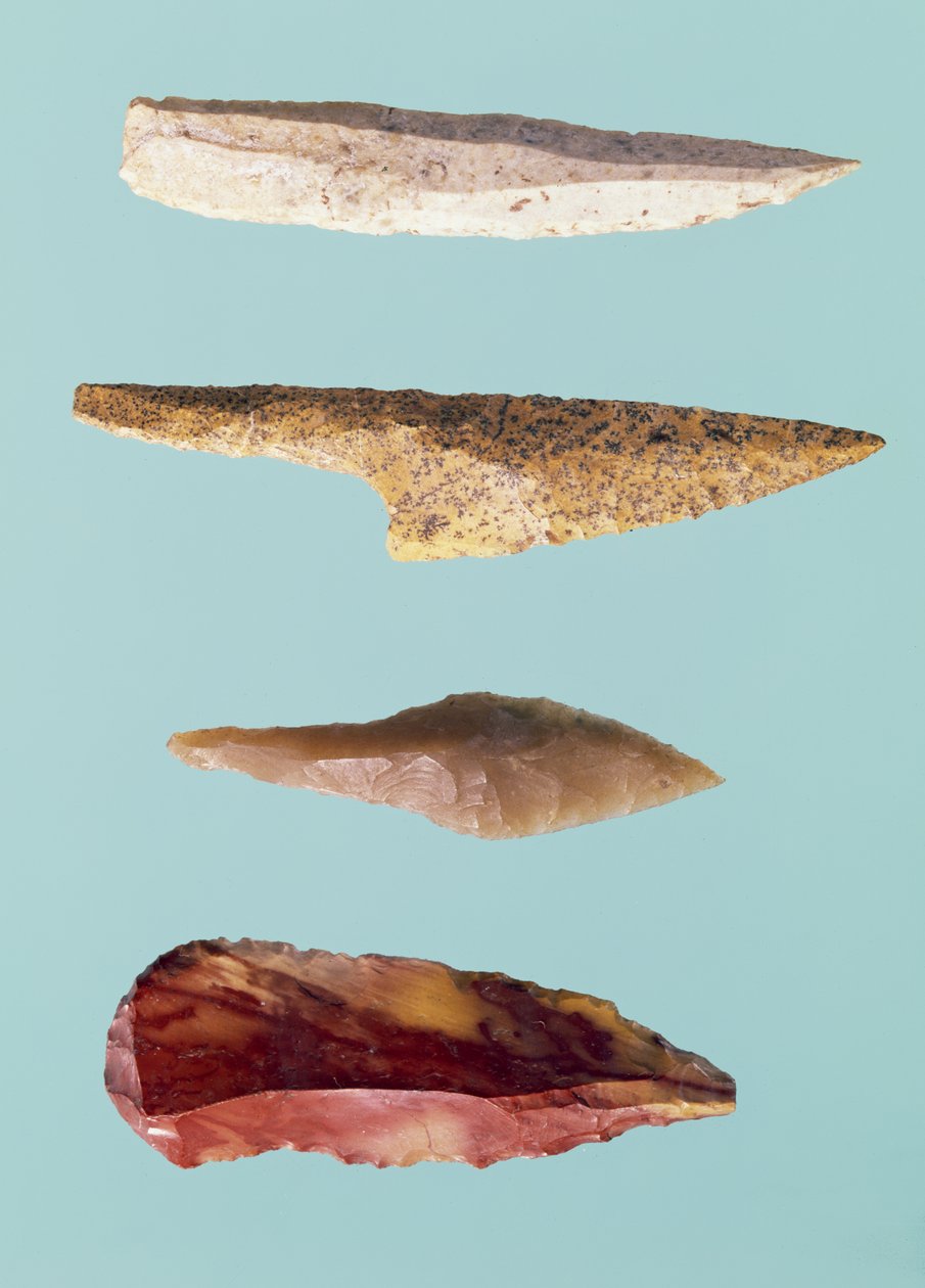 Cuatro herramientas de sílex, período Paleolítico Superior, 35000-10000 ...