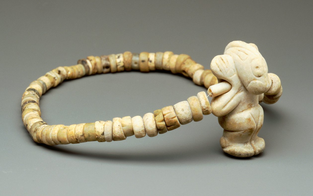 Collar con amuleto | Taino Culture | Impresión de arte