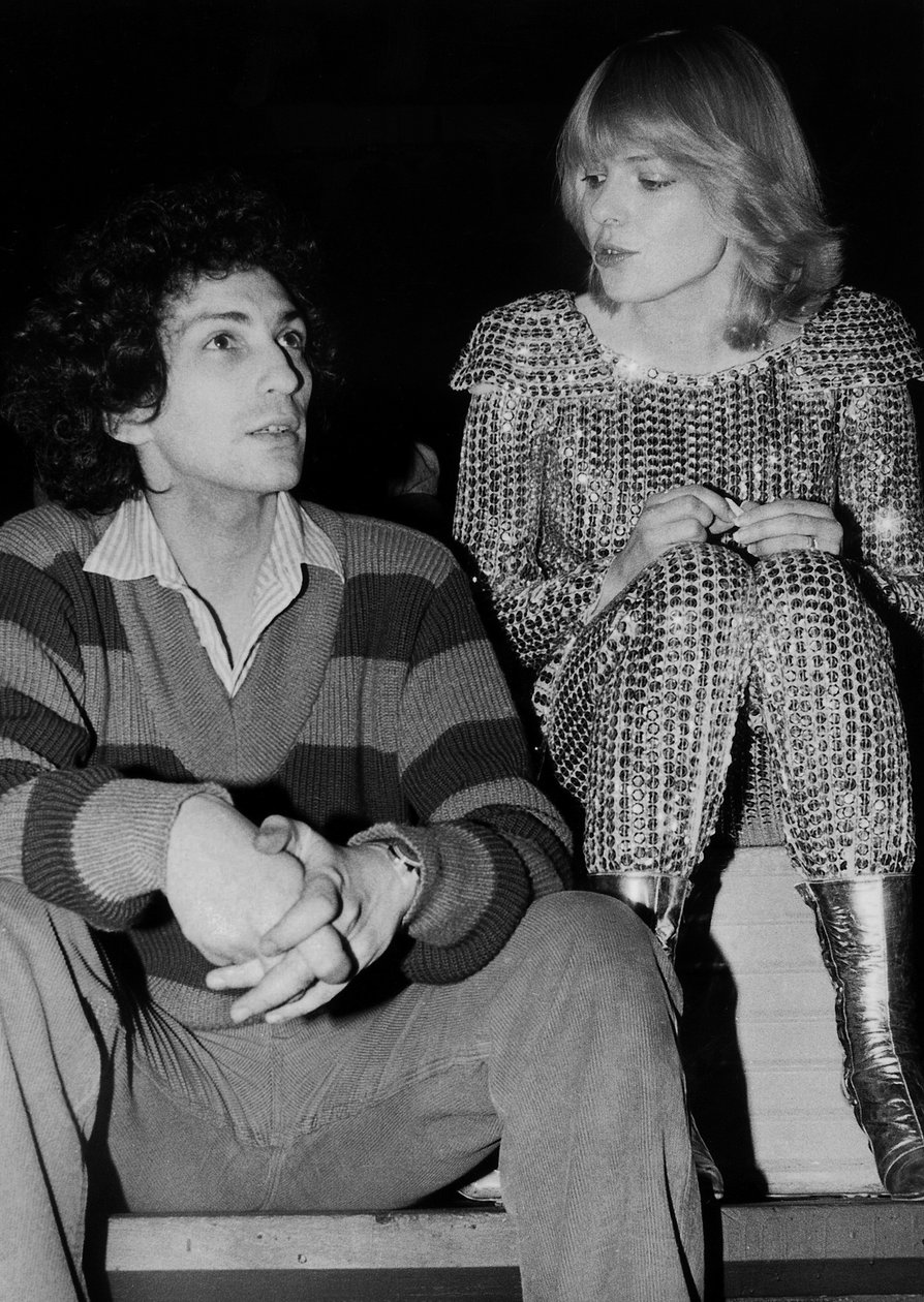 El compositor y cantante francés Michel Berger con su esposa la ...