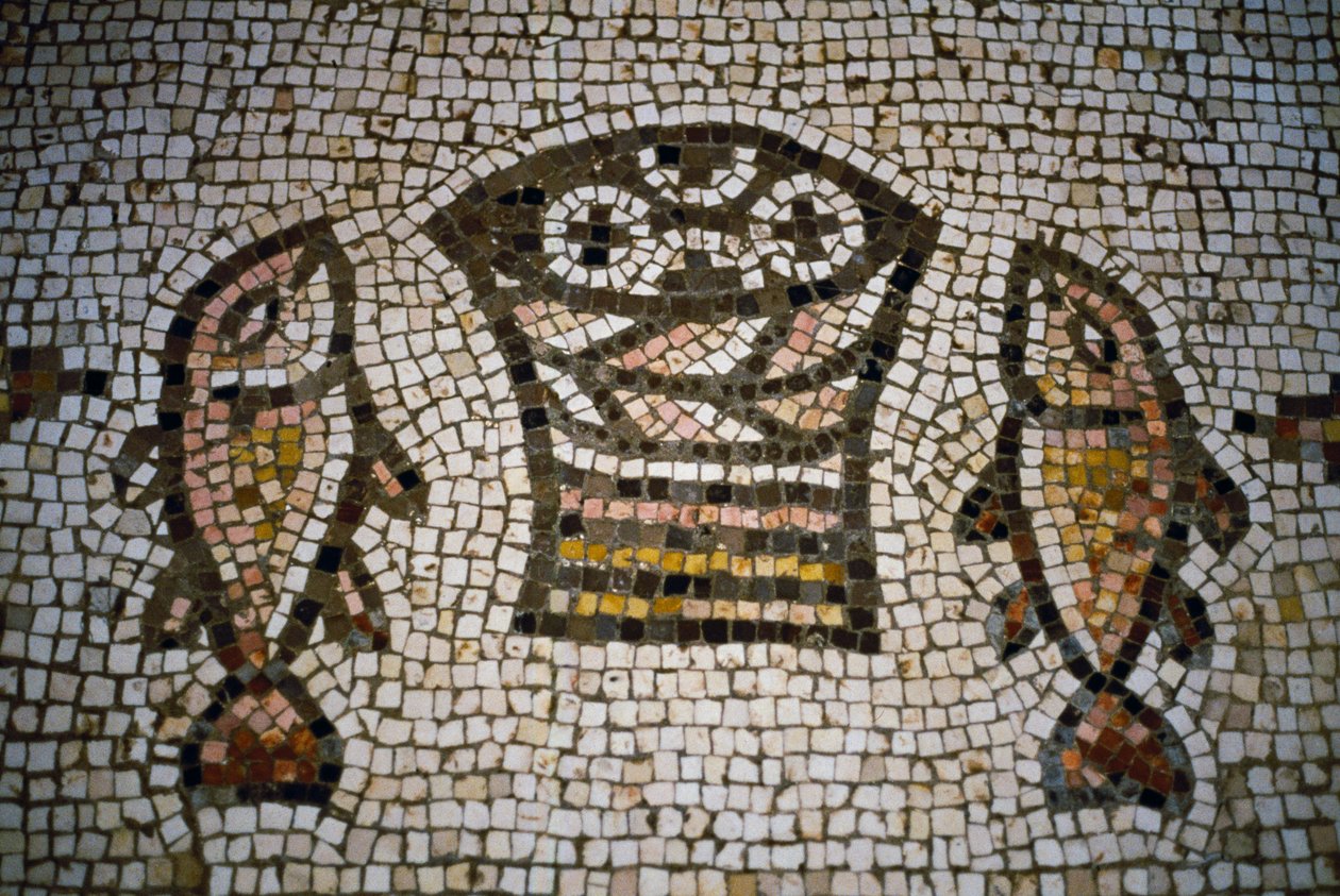 Pan y peces, mosaico en la iglesia de la Multiplicación, siglo IV ...